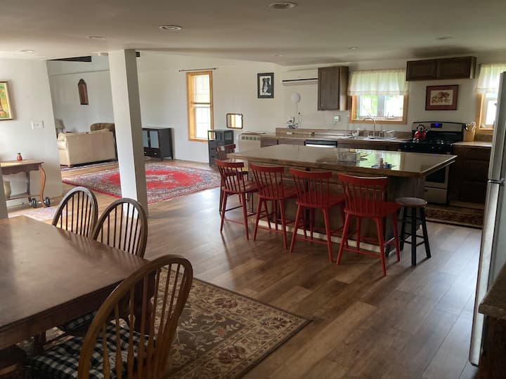 Country Retreat Ideal For Work And Family Getaways - Jersey Shore, PA
