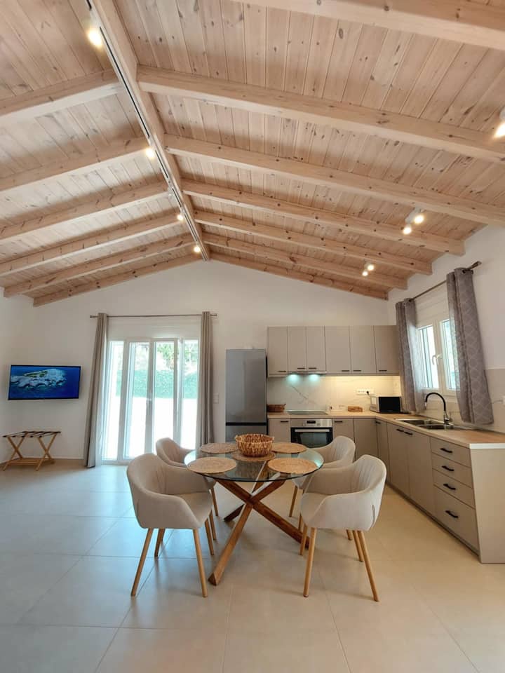 Villa Eleni (Apart. 3) Fully Equiped,near The Sea - Corfou