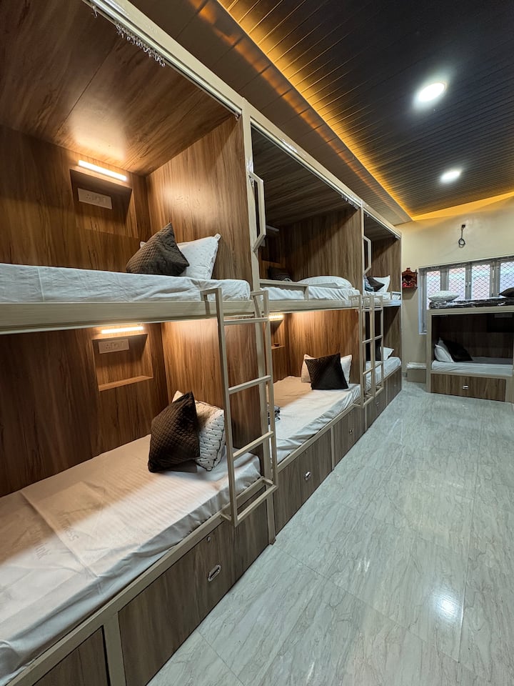 Shivghar.2001 Dormitory - Varanasi