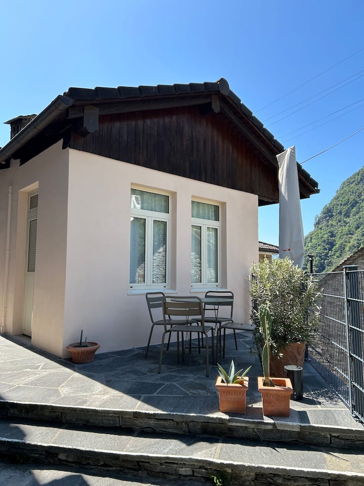 Stylisches Natur-hideaway – Hunde Willkommen - Gordola