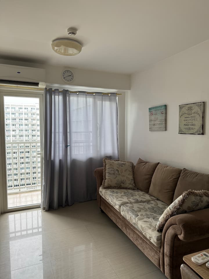 2br 2cr Melnath Condo In Moa Shore1 - Manila