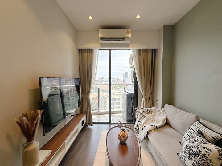 Prime Location 3br New Modern - Phnom Penh