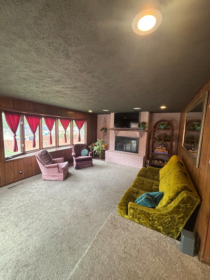 Eclectic Ranch - Lincoln