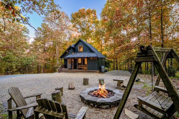 Mtn Retreat W/ Fire Pit & Games - Ellijay