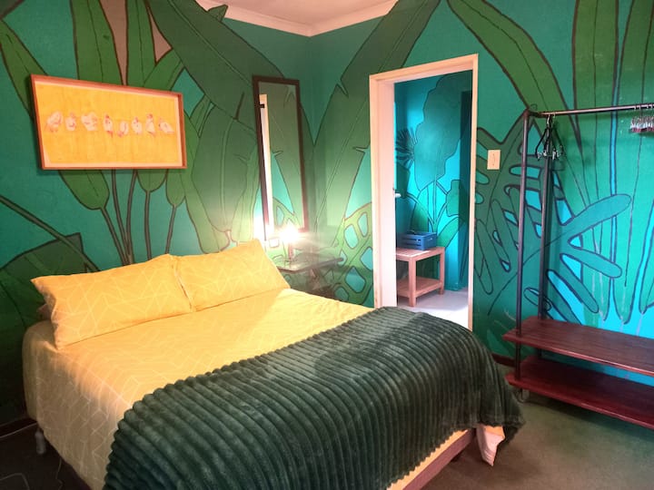 Artist's Guest Flat In Stellenbosch Suburb - Stellenbosch