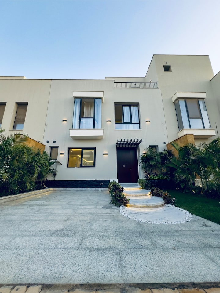 Premium Stay Brand New Home With Elegant Finishes - Égypte