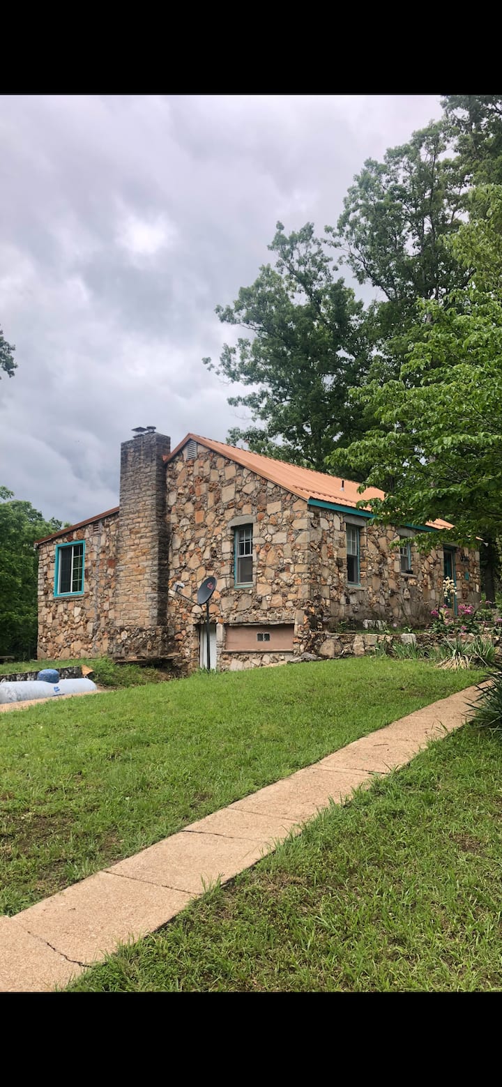 Stone Ridge Cottage - Cuba, MO
