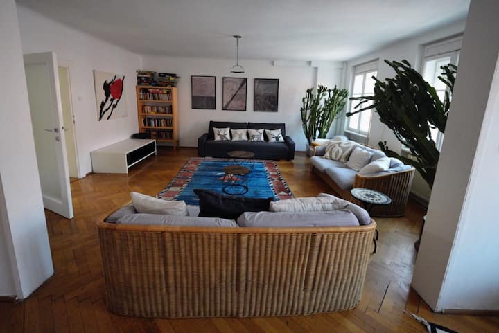 Spacious Urban Flat I Keybox I 125sm - Autriche