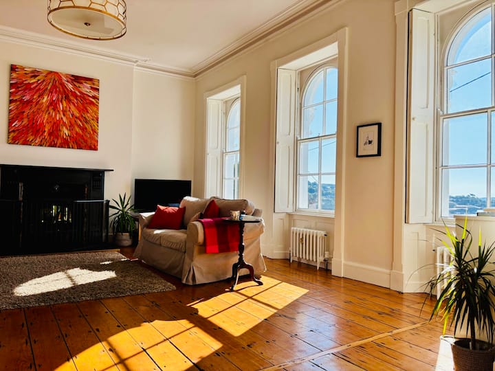 Stunning Family Home, Spectacular Sea Views, Cork - Cork