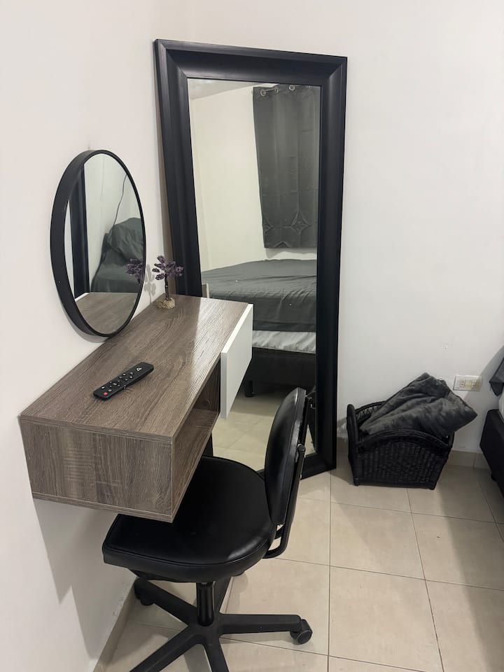 Departamento En Zona Parque Industrial - Monterrey