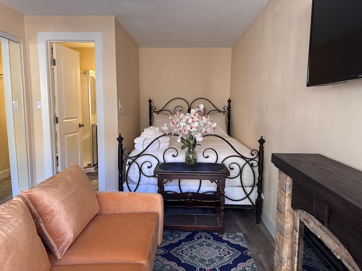 The Orchid, A Cozy Guesthouse - San Pedro - Los Angeles