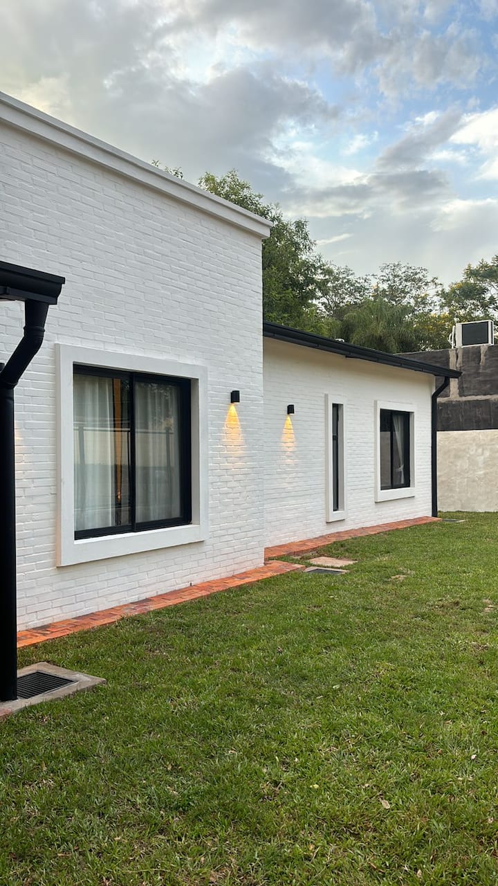 Hermosa Casa A Estrenar, Disfrutar Y Descansar! - Paraguai