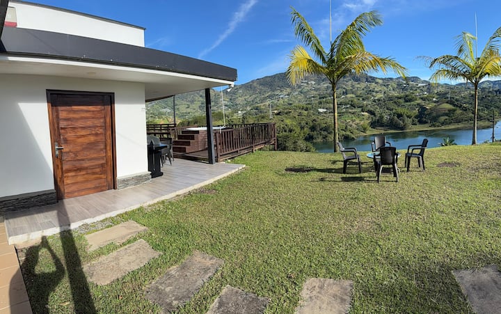 Casa Blanca - Peñol