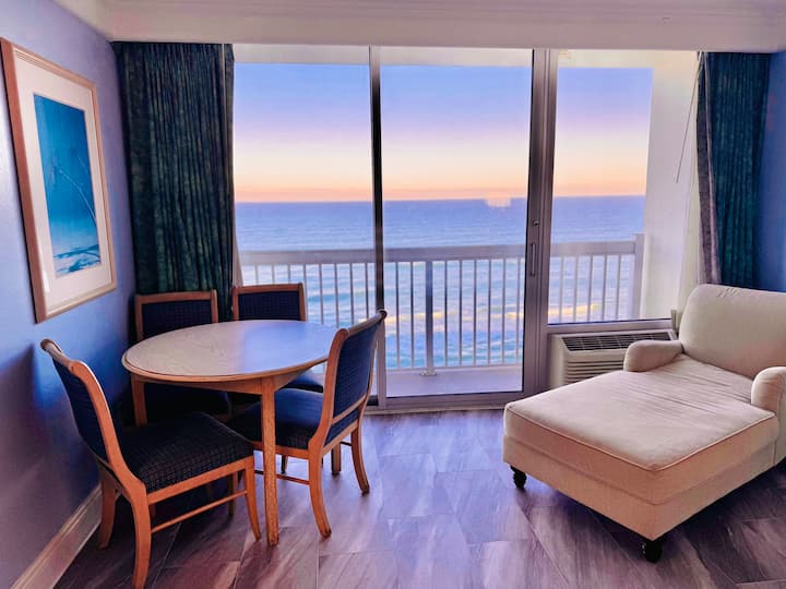 Amazing Ocean Front Views! - Daytona Beach, FL
