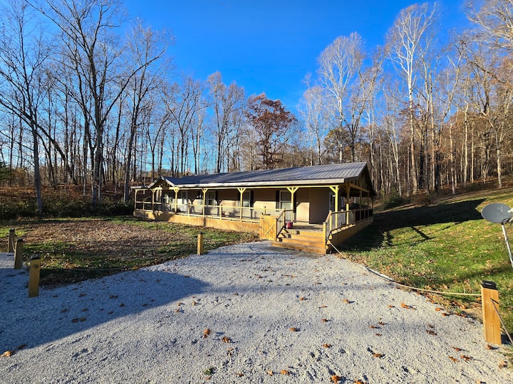 Twin Cherry Cabin - Hocking Hills State Park, OH