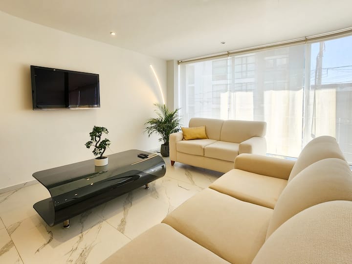 Amplio Y Ejecutivo| La Paz|centro Historico Cerca - Puebla