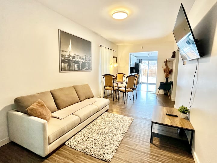 Peg City Urban Retreat/3 Br/entire Home/free Pkg - Winnipeg