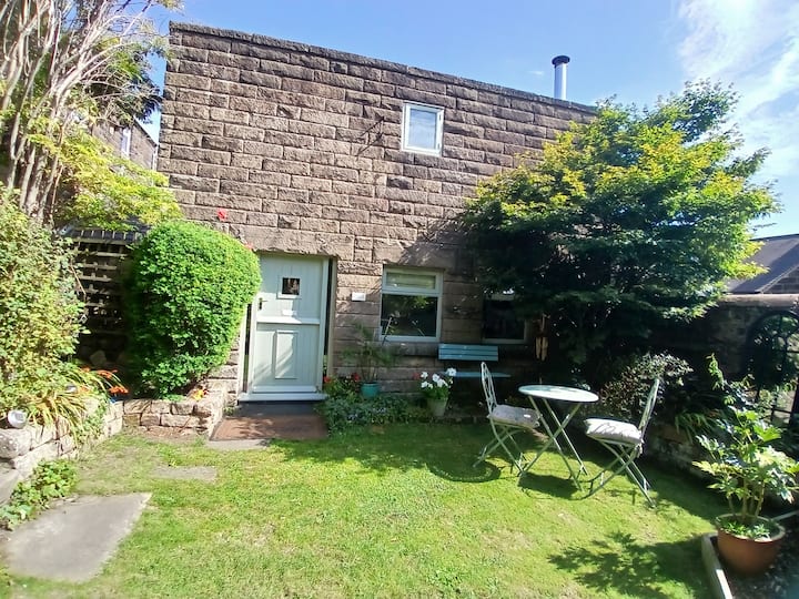 The Little Engine House - Bonsall