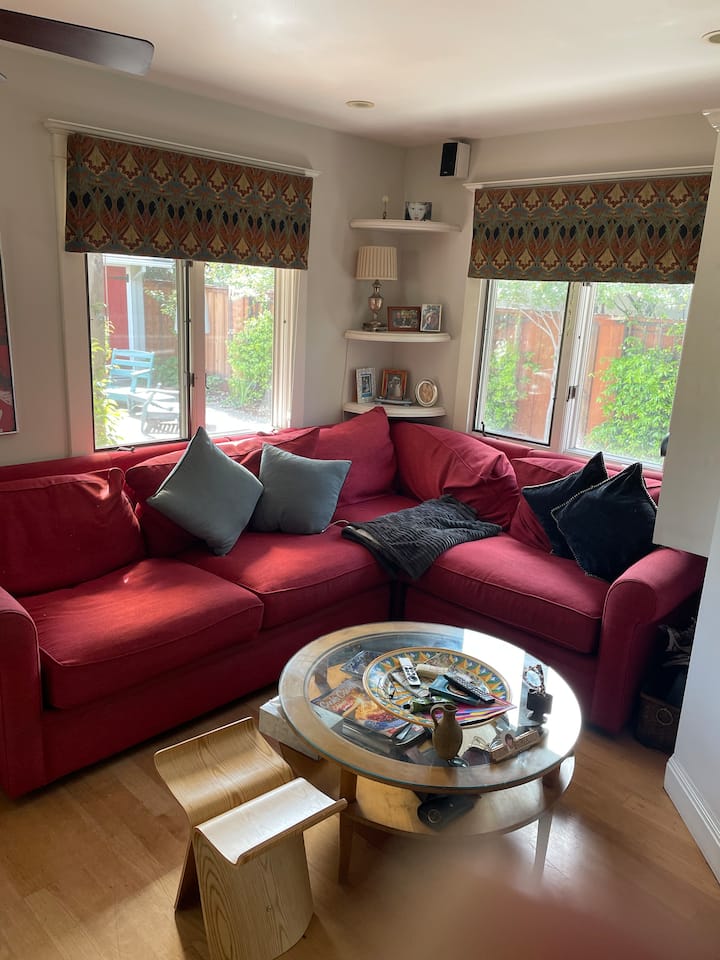 Charming 25m From Sf Home For 5 - San Carlos, CA