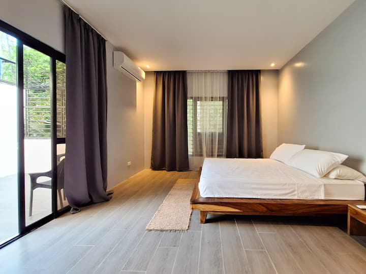 Tagaytay Summer House - Tagaytay