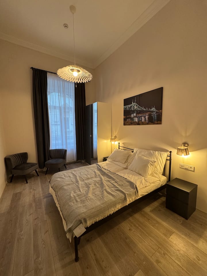 Terezbnb - Room 1
Central&cozy Stay Near Nyugati - Budapest