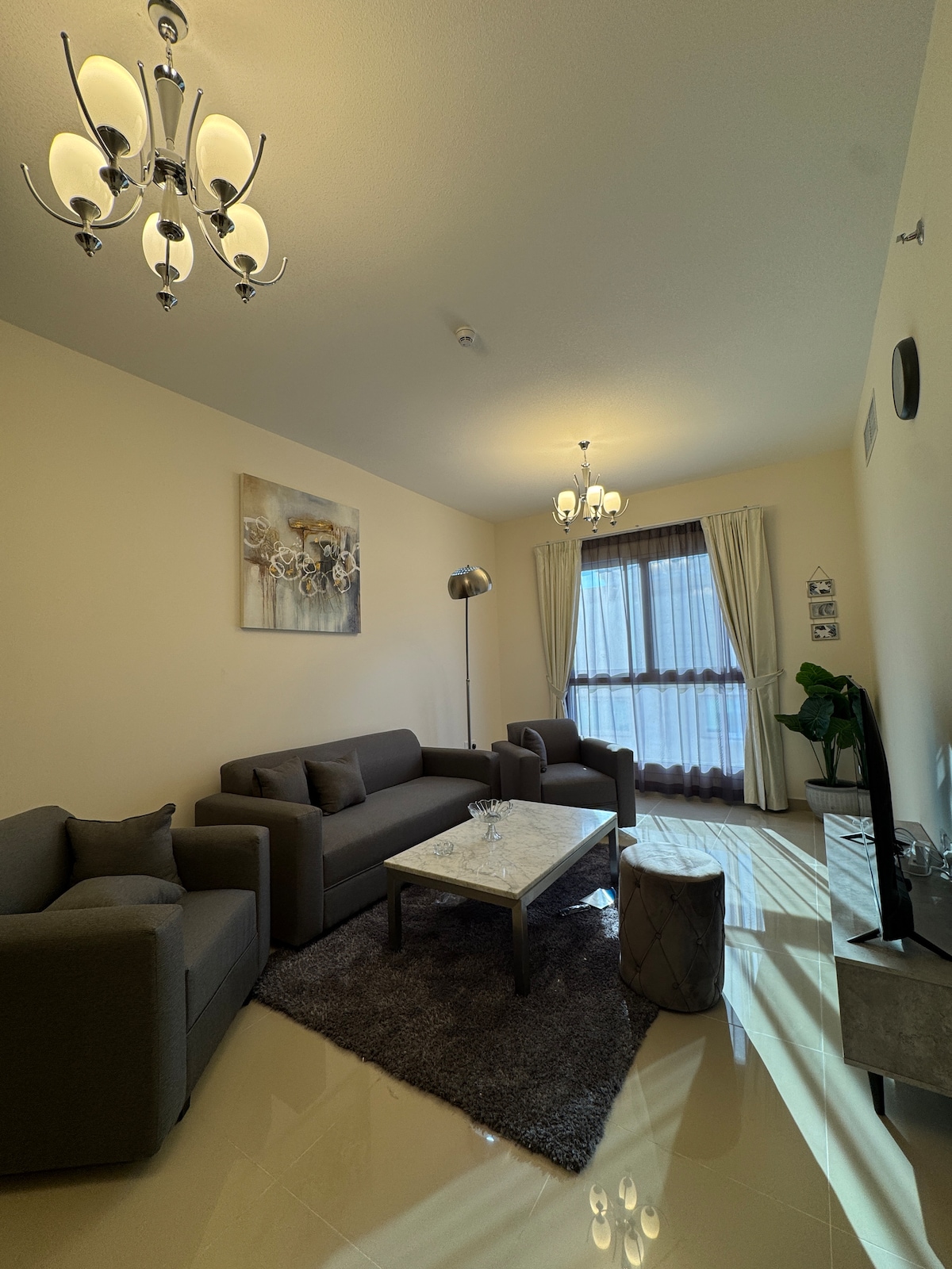 Grand classic 1bhk - Airbnb