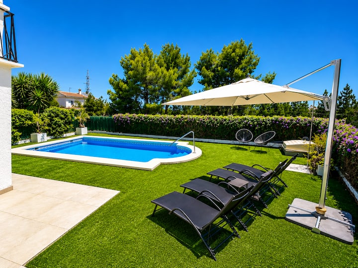 Chalet Pareado Con Piscina Privada En Alcocebre - Alcocéber