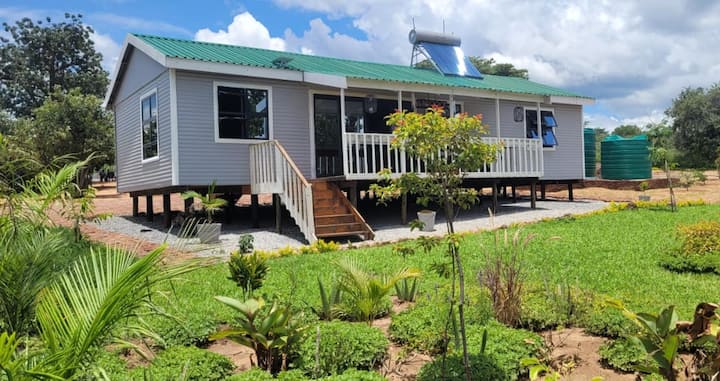 Gated 2br Retreat Falls Spray View - Victoria Falls