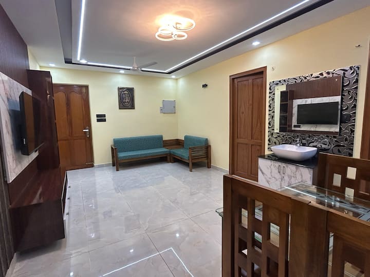 2bhk Fully Furnished Apartment - Kochi, India