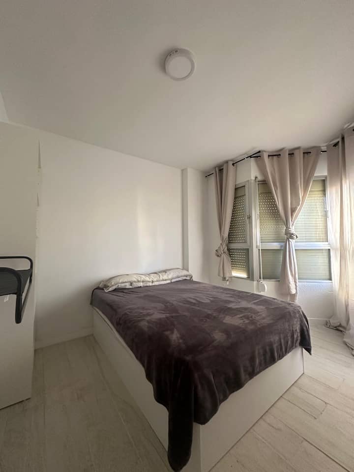 Cómoda Y Céntrica Habitación - Castellón de la Plana