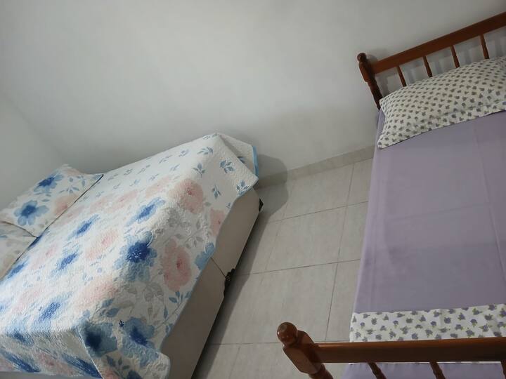 Quarto Em Matinhos/pr - Matinhos