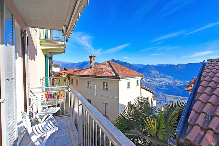 Lugano Bay View Twins - By Happy Rentals - Lugano