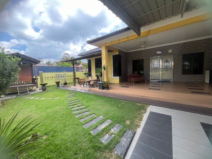 Homestay D'pondok Indah - Seremban
