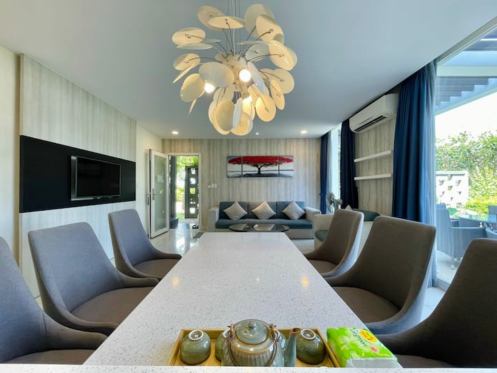 Villa 4 Phòng Ngủ View Sân Vườn - Phước Hải