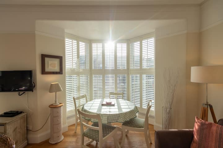 Luxury Apartment With Parking - Carbis Bay