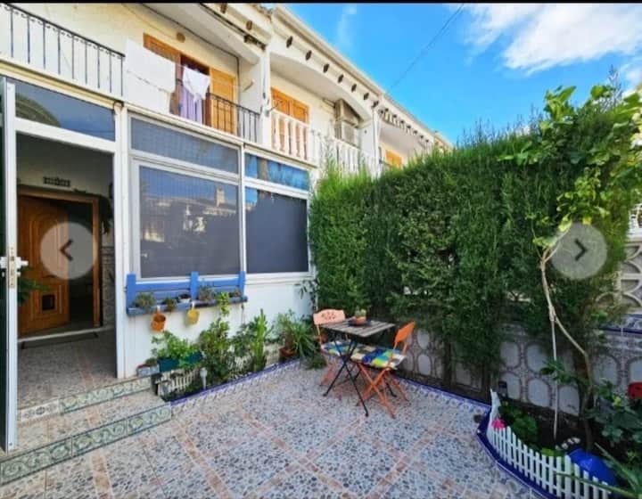 Bonito Estudio/apartamento - Santa Pola