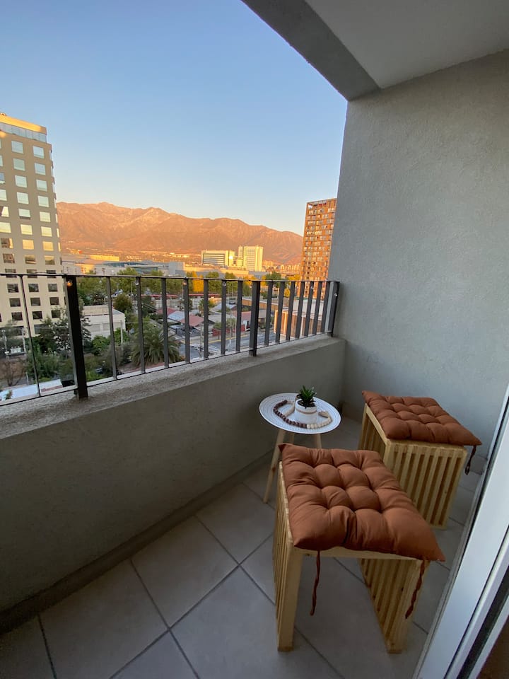 Depto. Acogedor, Luminoso Y Excelente Ubicación - El Bosque, Chile