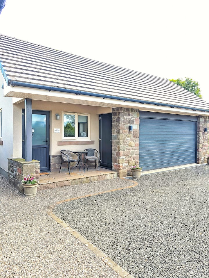 Peaceful Rural Guest Suite – Quiet Outdoor Patio - Kinross