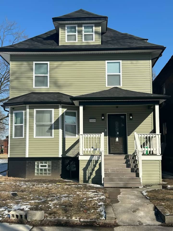 “The Motown Big House” - 底特律