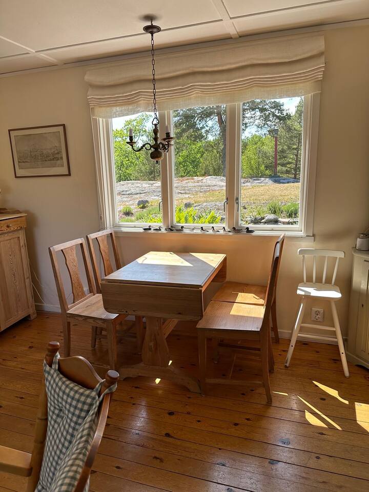 Skärgårdsidyll Med Sjötomt Och Egen Brygga - Sandhamn