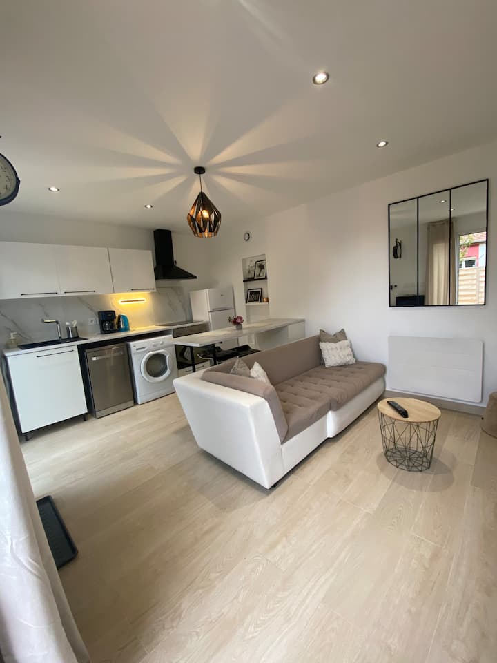 Maisonnette Cosy - Saint-Priest