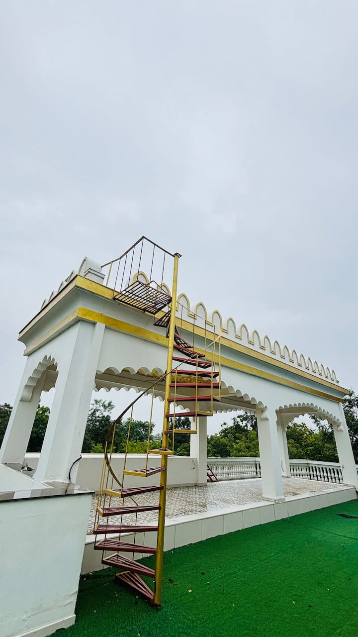 Shivkrish Palace - Ahmedabad