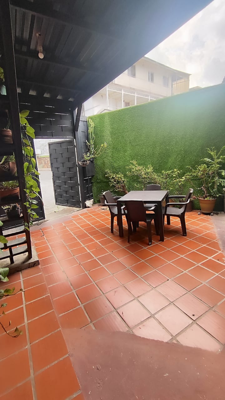 Caracas, Mini Casa (Anexo) - Caracas