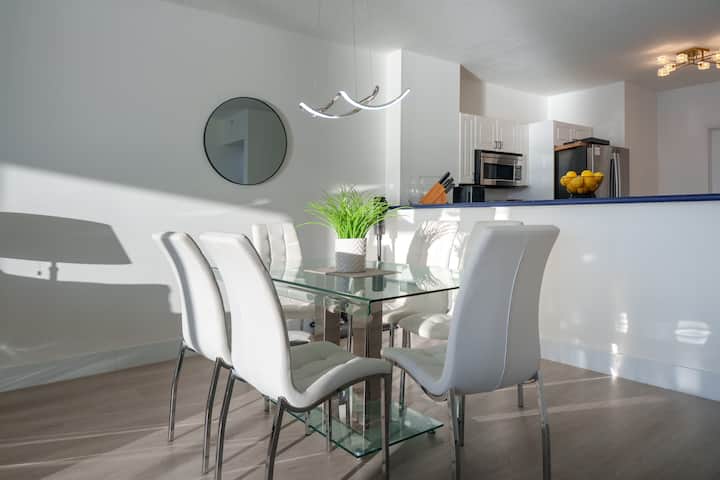 3/2 Bright Modern Condo With Bay Views Str-03525 - Sunny Isles Beach, FL