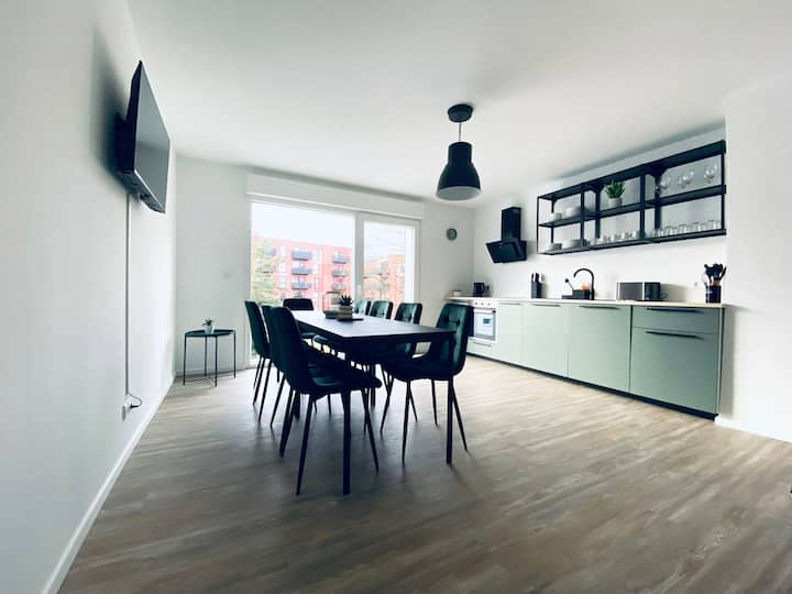 Komfortable Xxl Teamsuite Mit 1,20 Betten - Duisburg