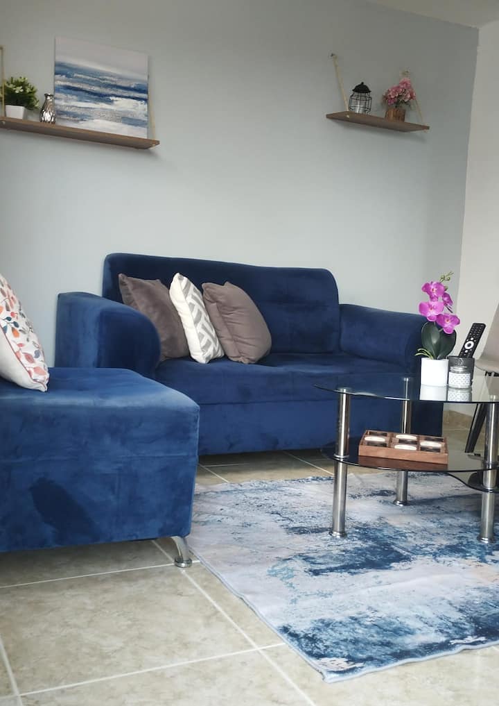 Apartamento Luminoso, Amplio Y Acogedor - Girón