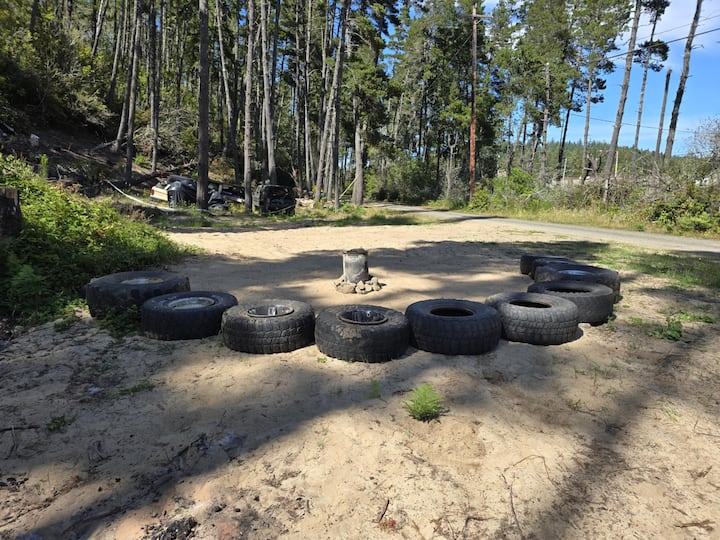 Hickman Homestead-dry Camping - Umpqua Lighthouse State Park, Reedsport