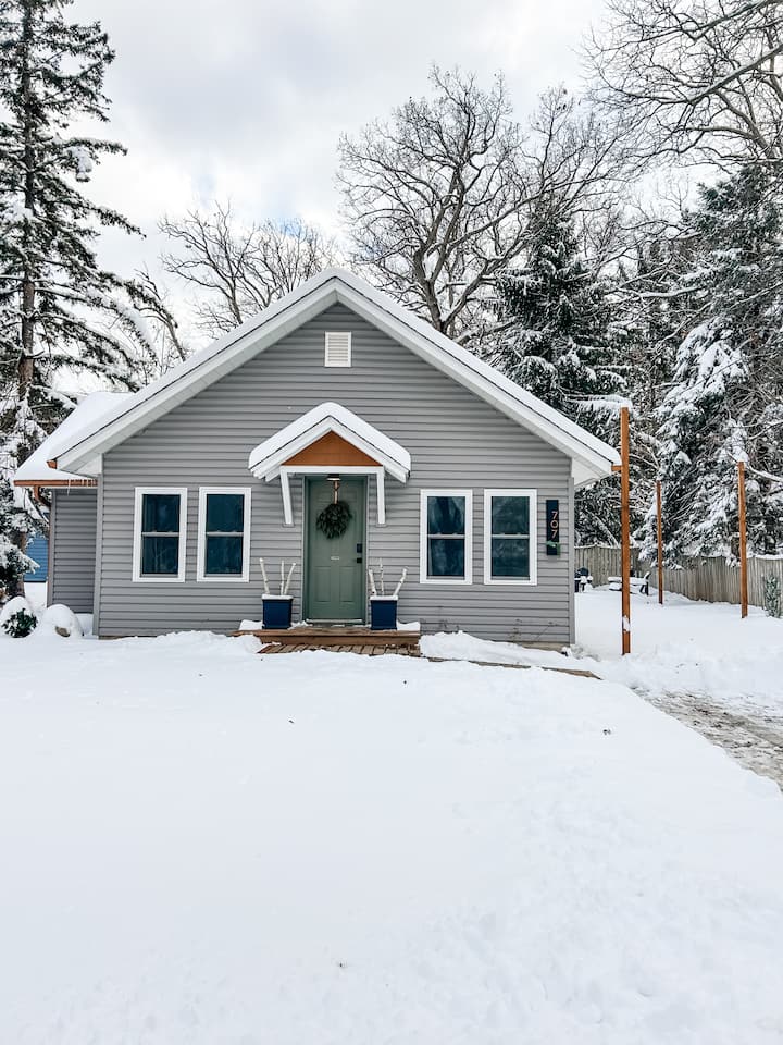 Cabin Near Lake Geneva + Wilmot Mountain Skiing - Lakeside Beach, Genoa City