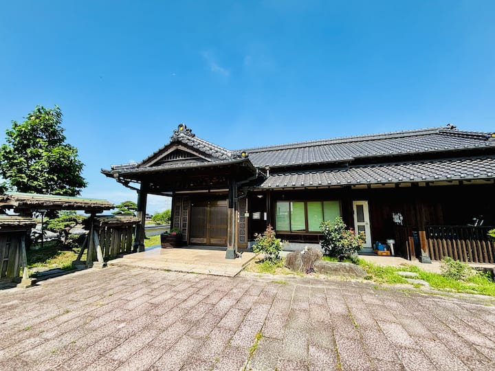 【和楽】一棟丸貸し/最大16名/広々とした和風邸宅/グループ・ご家族旅行に/無料駐車場 - Kurume