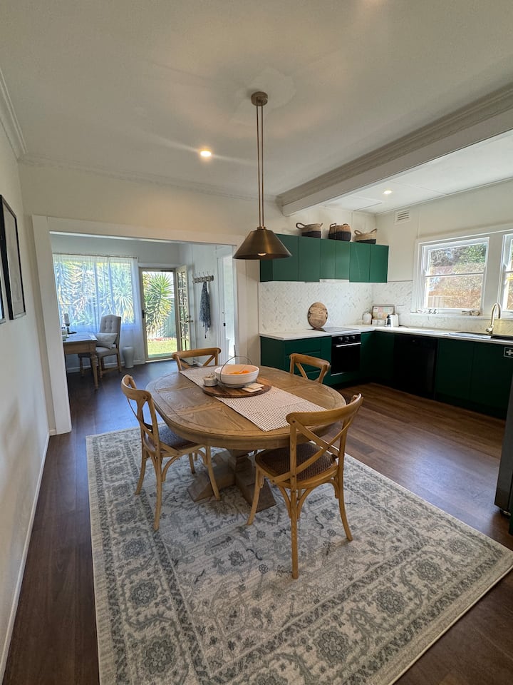 Sunny’s Cottage - Mudgee Cbd - 머지